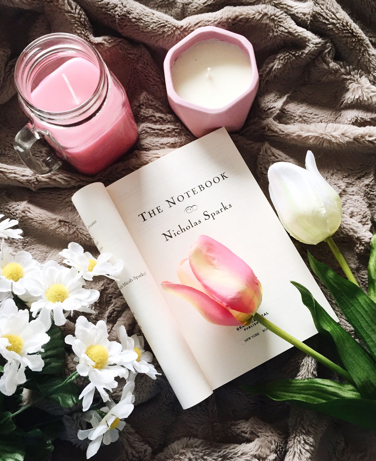 Book Review: The Notebook by Nicholas Sparks – Hooked to Books