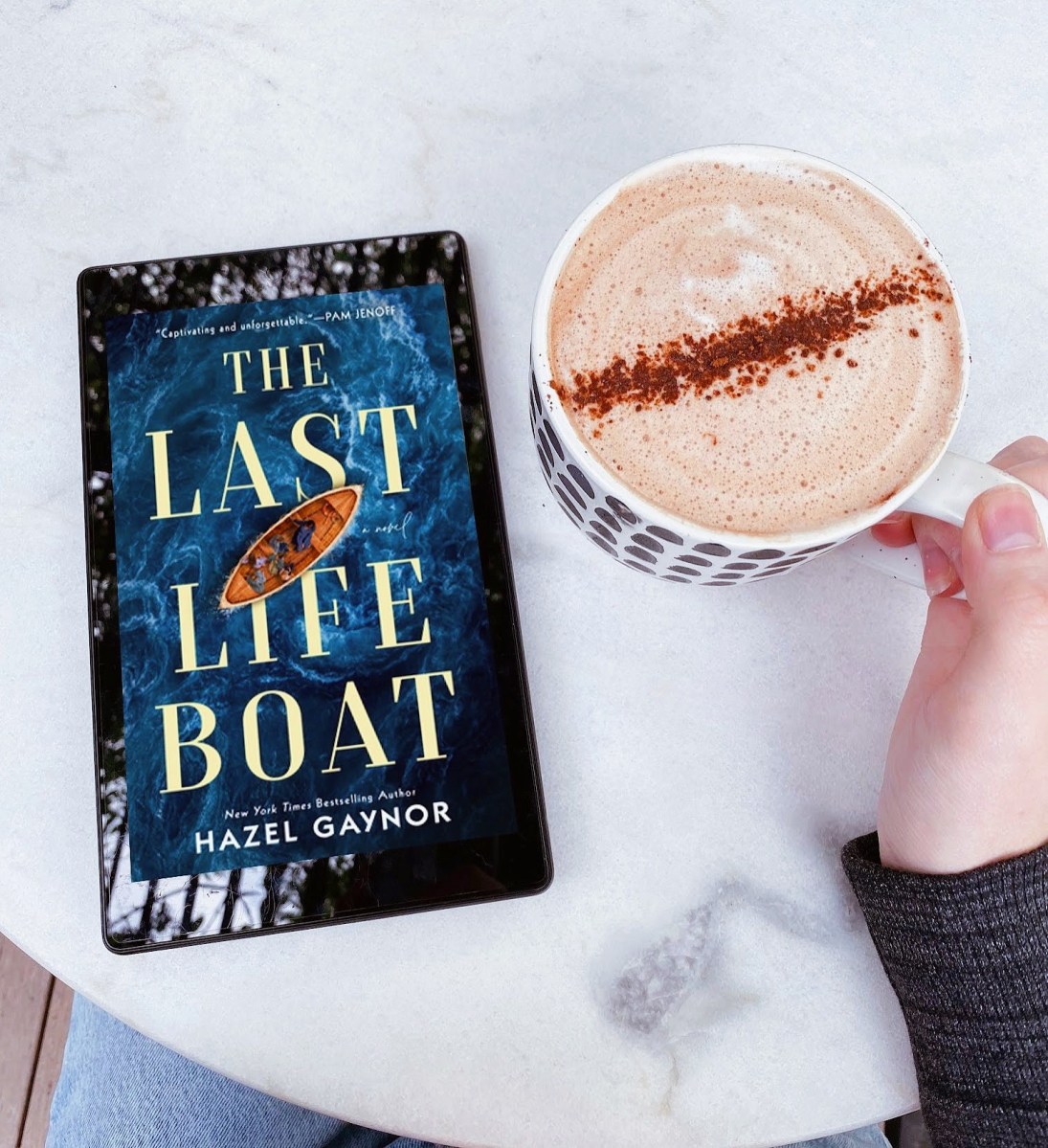 Book Review: The Last Lifeboat by Hazel Gaynor – Hooked to Books